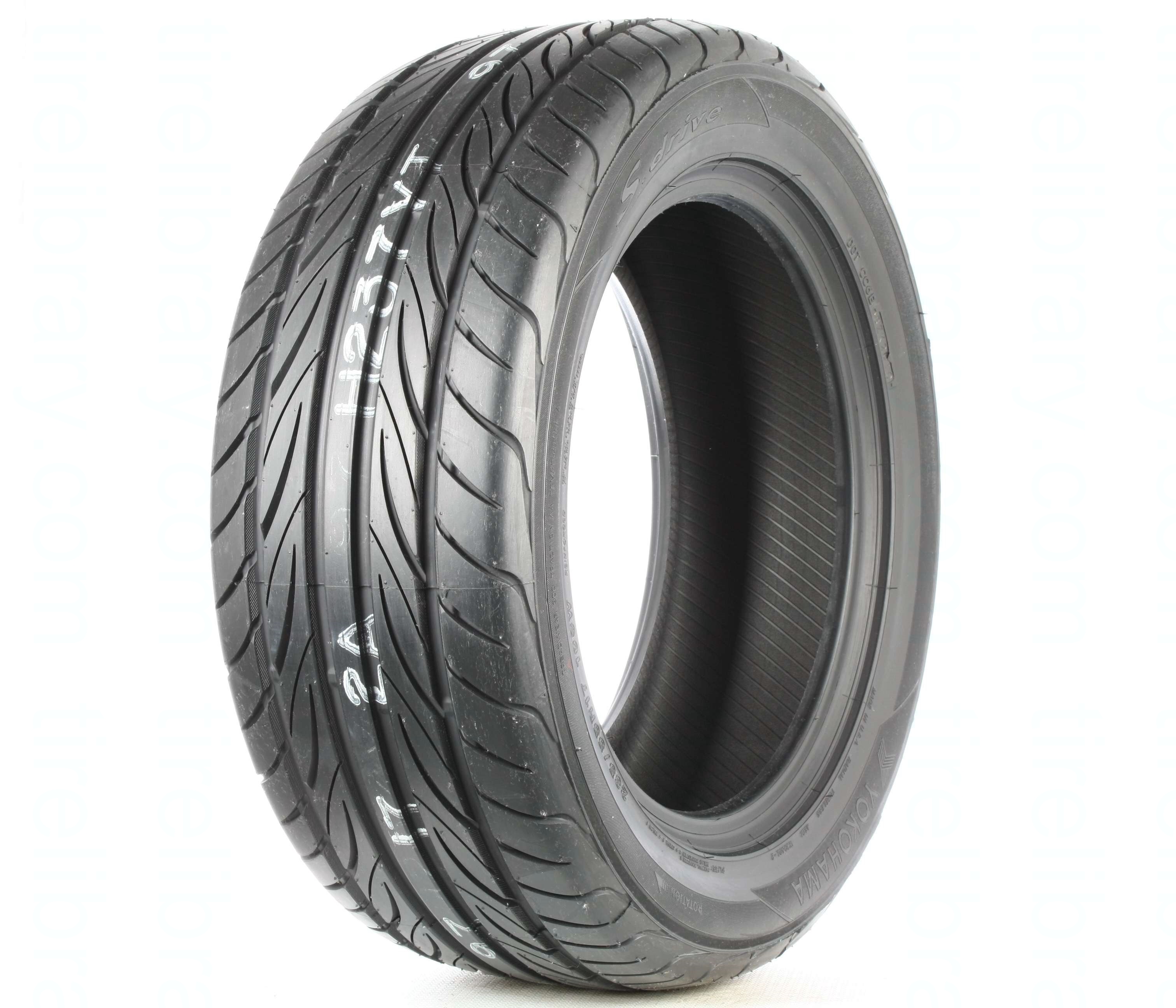 185/55R15 S.DRIVE - YOKOHAMA - Tire Library