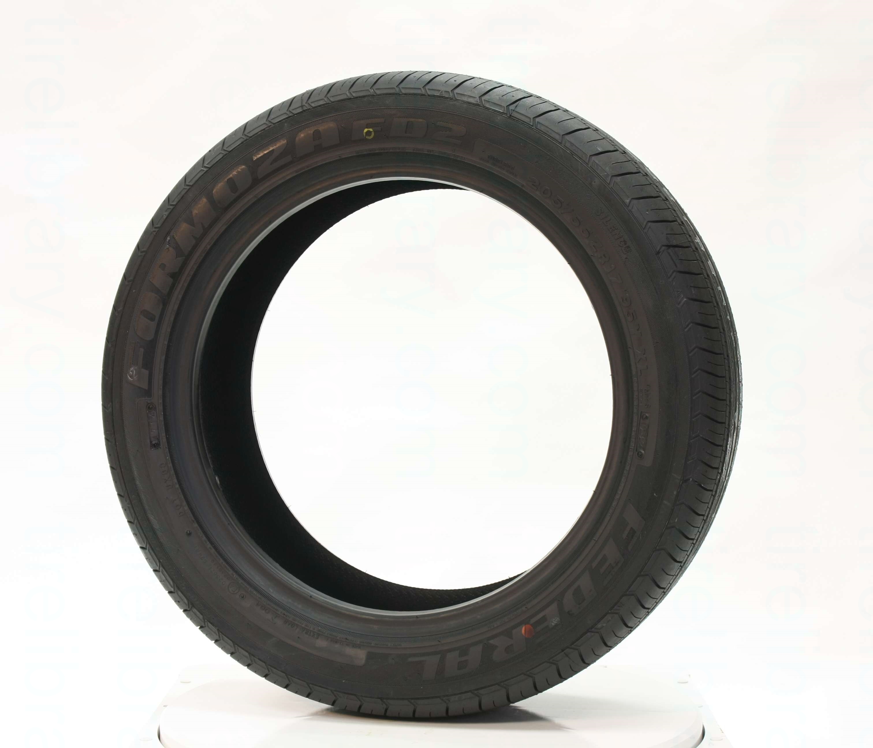 215/45ZR17 XL FORMOZA FD2 - FEDERAL - Tire Library
