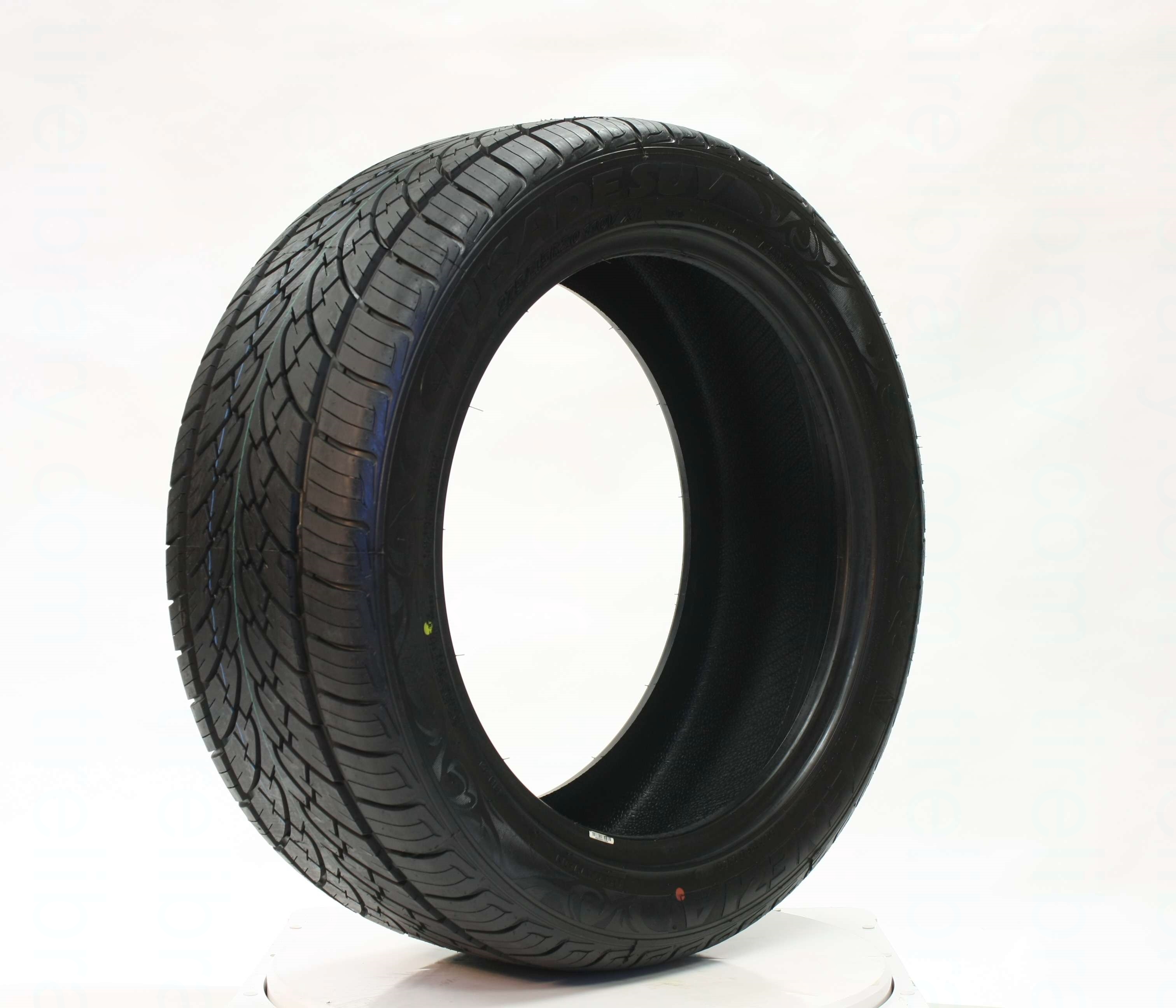 265/40R22 XL CRUSADE SUV - VENEZIA - Tire Library