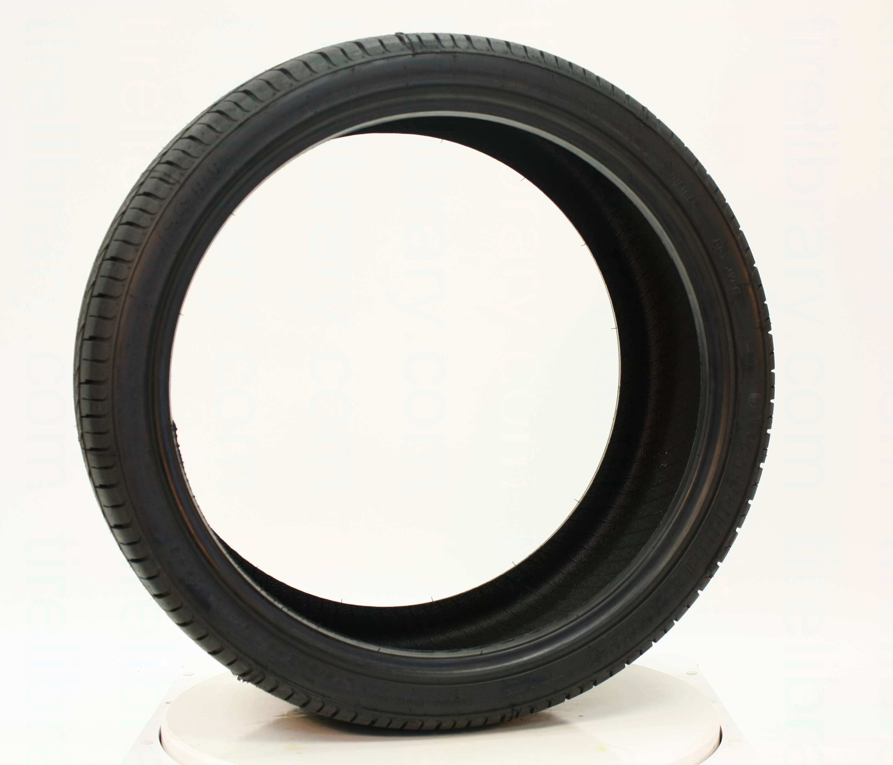 245/30ZR20 XL CS88 - CARBON SERIES - Tire Library